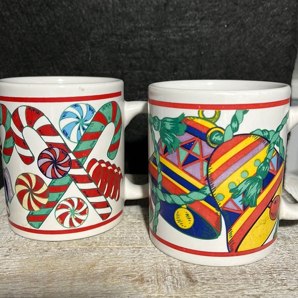 Rivera vanBeers | Dining | Vintage Christmas Mugs Christmas Candy Mugs ...